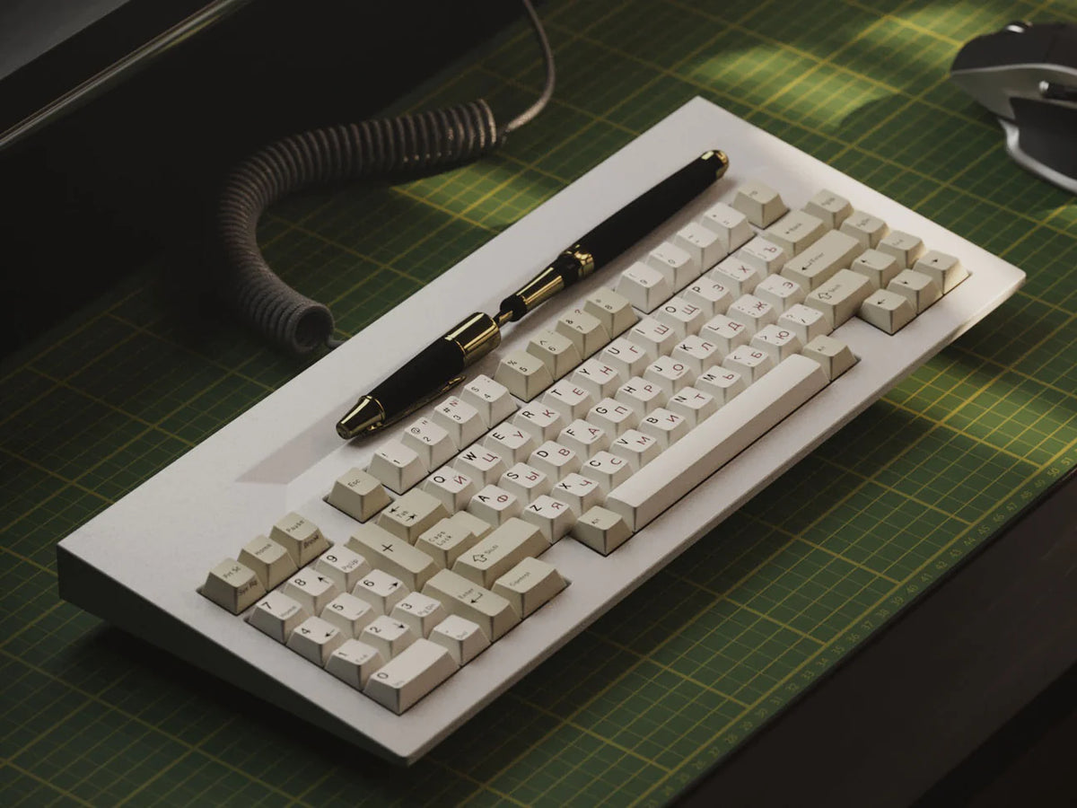 (Group Buy) Keykobo Red Cyrillic – proto[Typist] Keyboards